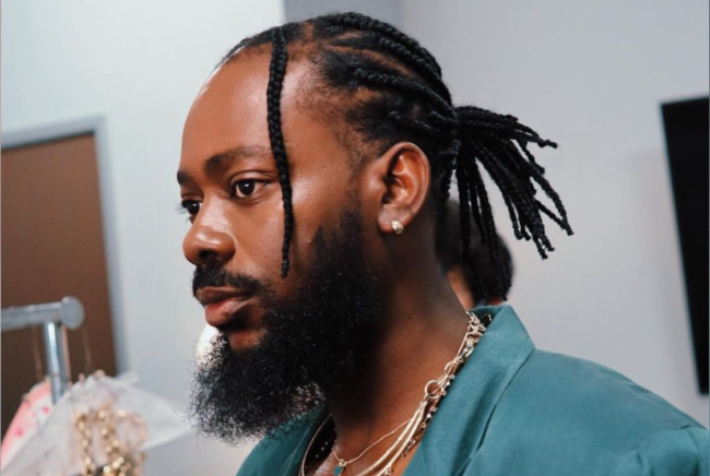 Adekunle Gold begins 2025 with moving love 'Obimo' anthem - Newslodge